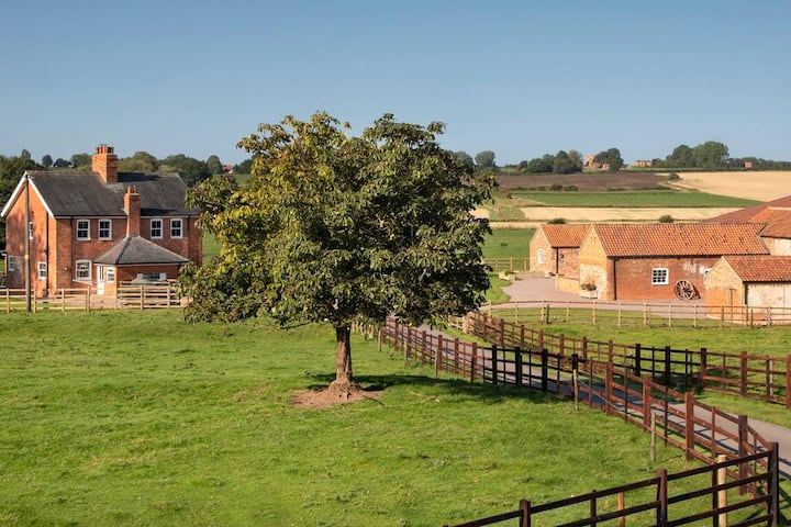 Beautiful North Cottage, Bainvalley Cottages - Horncastle