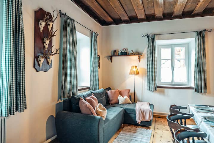 Sieglgut: Strauss Suite | Kitchen | Parking - Altaussee
