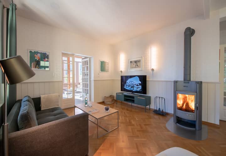 Chalet Hunnenfluh Garden Apartment - Lauterbrunnen