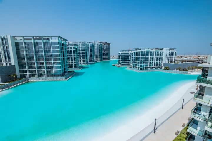 Modern 2br W/ Skyline View – District One Dubai - Dubai