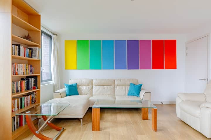 Stylish 2bd Flat W Balcony, Heart Of King's Cross - London