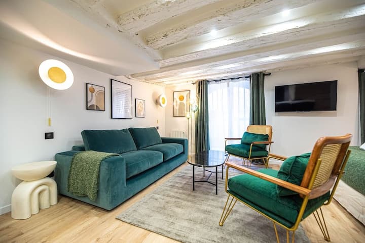 Home In Marais - Paris - Gare de l'Est - Paris