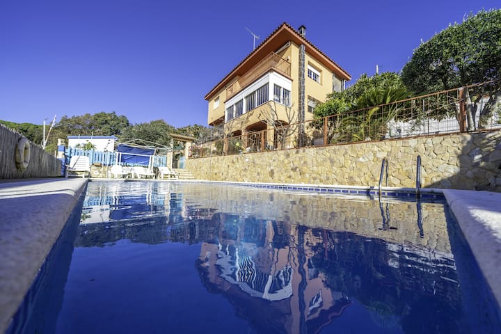 Homeholidaysrentals Chamorro - Costa Barcelona - Arenys de Mar