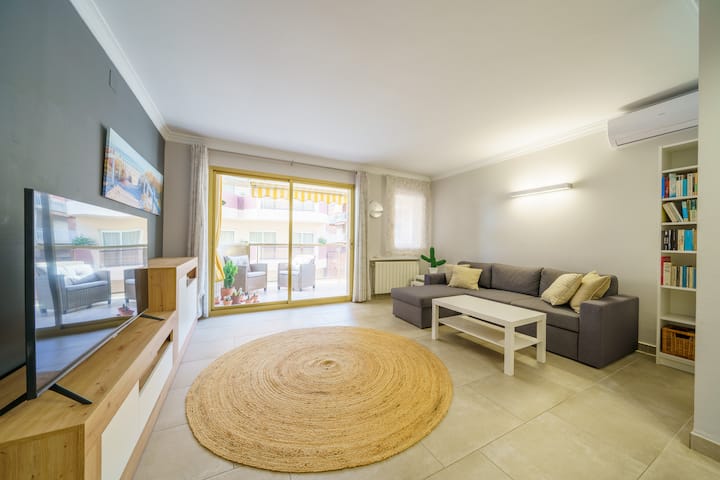 Homeholidaysrentals Liberty - Costa Barcelona - Pineda de Mar
