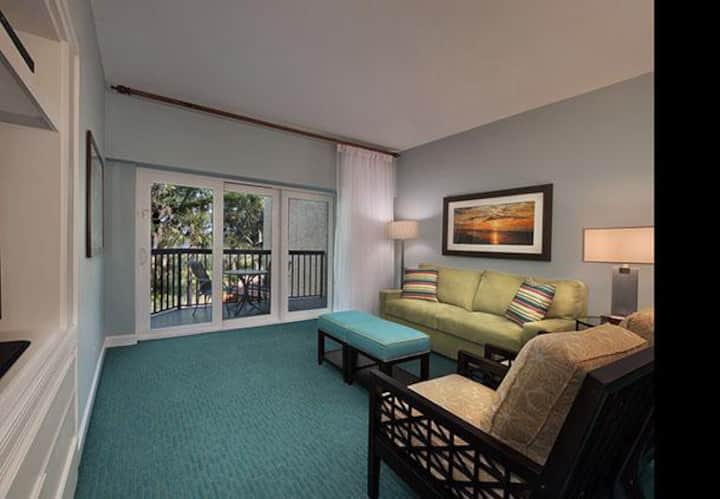 Harbour Point At Shelter Cove - 2 Bedroom Condo - Hilton Head Island, SC