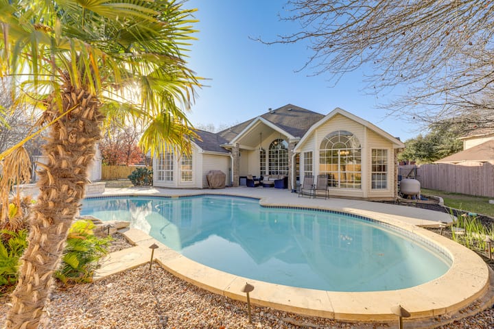9 Mi To The Domain: Spacious Pflugerville Haven! - Pflugerville, TX