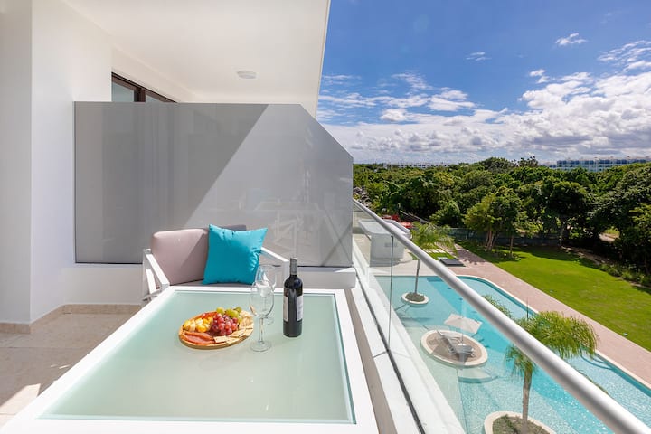 Airbn Be Views!  Pool View @ Cana Rock Star 413 - Punta Cana