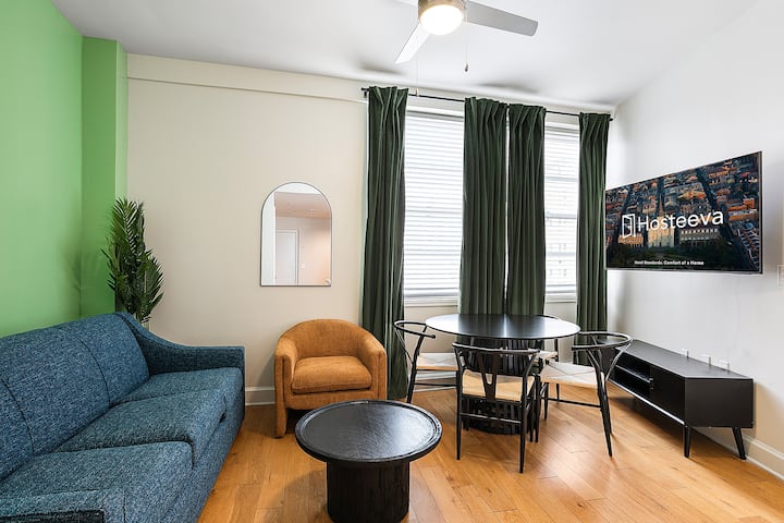 Modern Living Just Steps From The French Quarter - New Orleans, LA