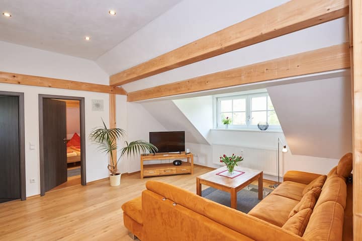 Ferienwohnung Marzoll- 4 Personen, 75m² Mit Garten - Bayerisch Gmain