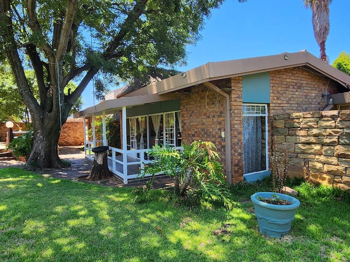 Room 8 Self Catering Unit - Klerksdorp