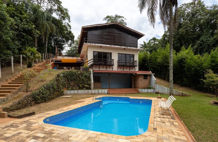 Casa Com Piscina, Churrasqueira, Wi-fi E Garagem - Caieiras