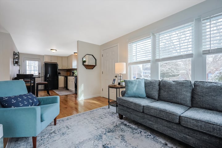 Entire South Kingstown Home - Charlestown, RI