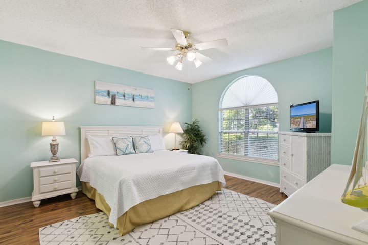 Summer Beach House - Hosted By Moore Ai Rentals - American Beach, FL