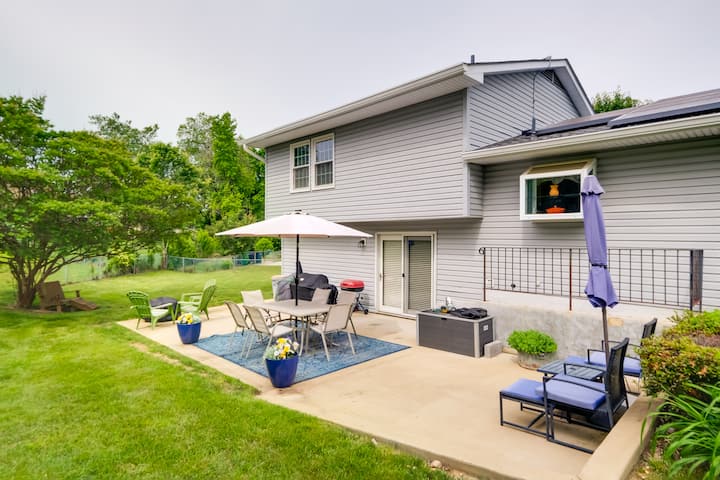 Near Golfing & Green Spaces: Upper Marlboro Home - Clinton, MD