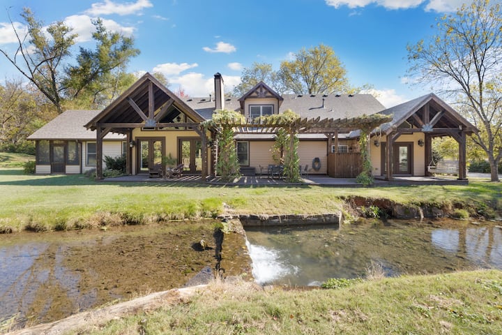 Whispering Brook-outdoor Oasis W/stream-sleeps 16 - Fayetteville, AR