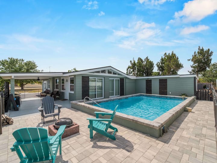Relaxing Bungalow- Mins To Beach - Heated Pool - Englewood