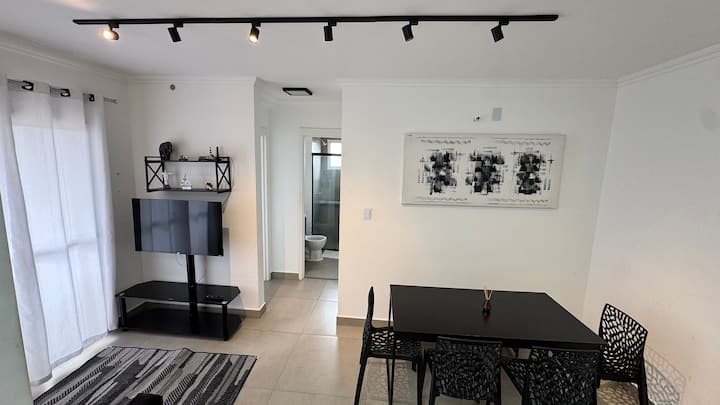 Apartamento Completo Com Vaga, Varanda E Piscina - Itapevi