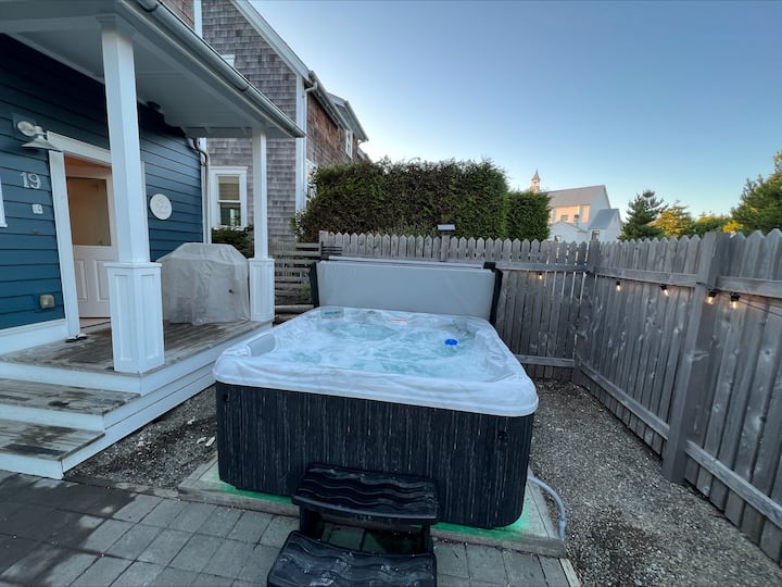 Seabrook's Koa Surf N Board: Dog Friendly! - Moclips, WA