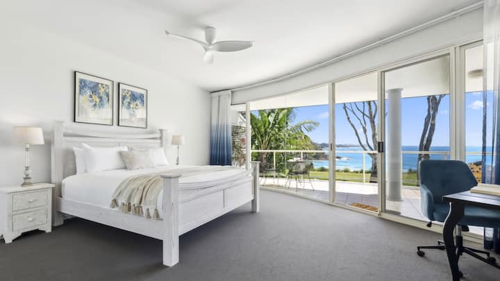 Solara - Stunning Views, Luxe, Walk To Resorts - Coffs Harbour