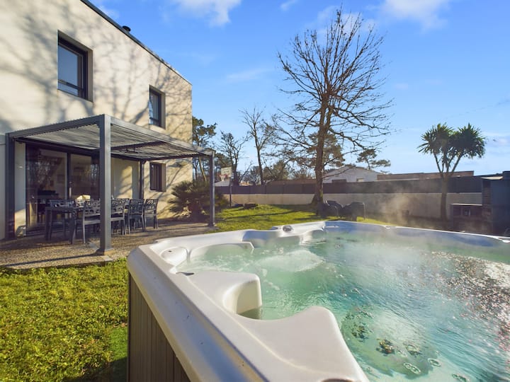 Maison Avec Jardin Et Jacuzzi Pour 8 Personnes - Saint-Gilles-Croix-de-Vie
