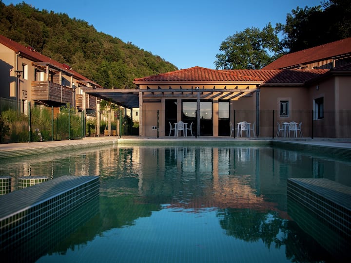 Bel Appartement Avec Piscine Partagée En Dordogne - Le Bugue