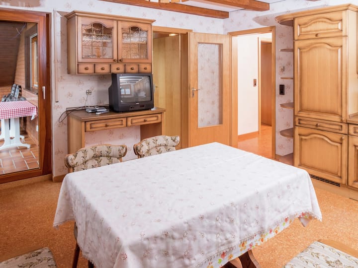 Apartment In Black Forest Quiet Residential Area - Neubulach
