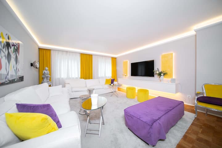 Diamond Apartment | 105 Sqm | Luxury | Balcony - Neuss