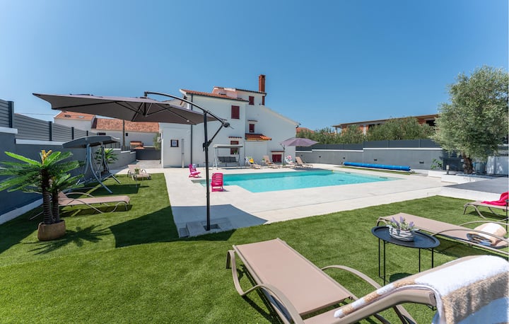 Amazing Home In Biograd - Biograd na Moru