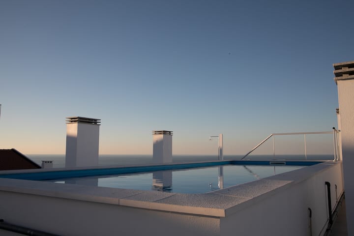 Lar Da Onda - By Sch - Nazaré