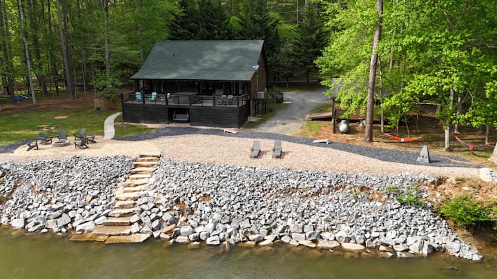 Newport River Retreat - Ellijay, GA