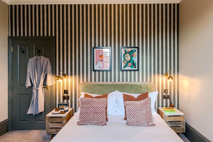 Pembroke House | 1 Bed Apartment | Green - Brístol