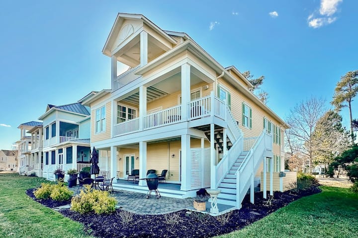 The Peninsula House W/ Indoor/outdoor Pools - Delaware