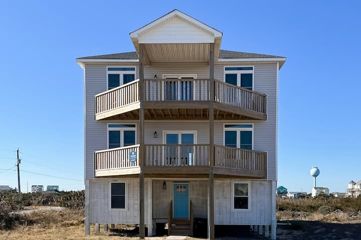 Stunning Semi Oceanfront Home With Private Hot Tub - アウター・バンクス, NC
