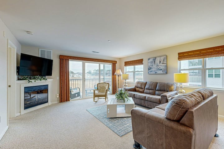 Bethany Bay Second -Floor Condo With Pool - Bethany Beach, DE