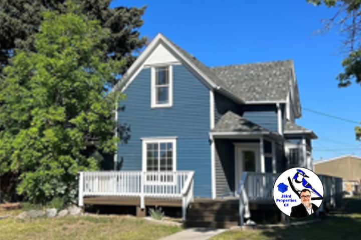 The Kingfisher House - Great Falls, MT