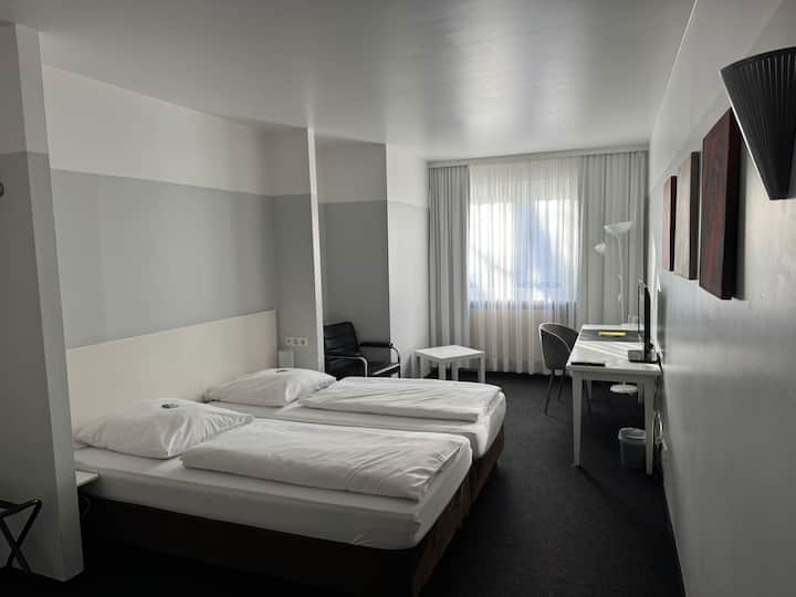 Hotel U | Double Room | Modern Comfort - Oberhausen