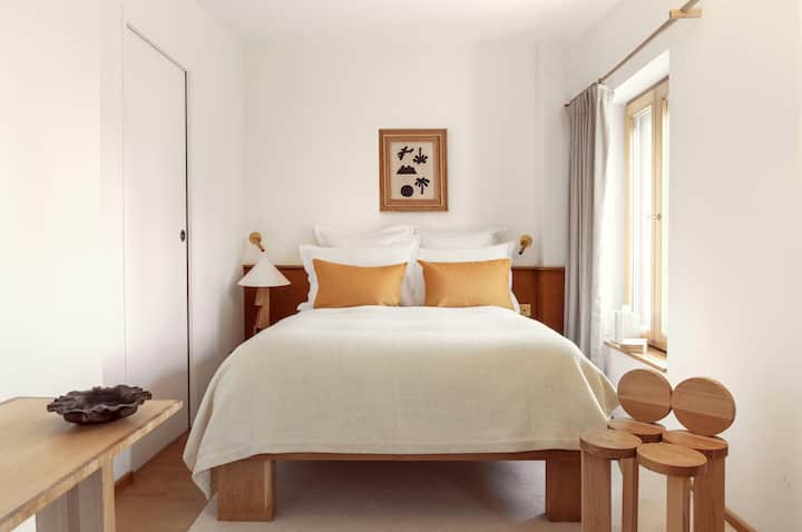 Elysee Montmartre Hotel - Classic Double Room - Paris