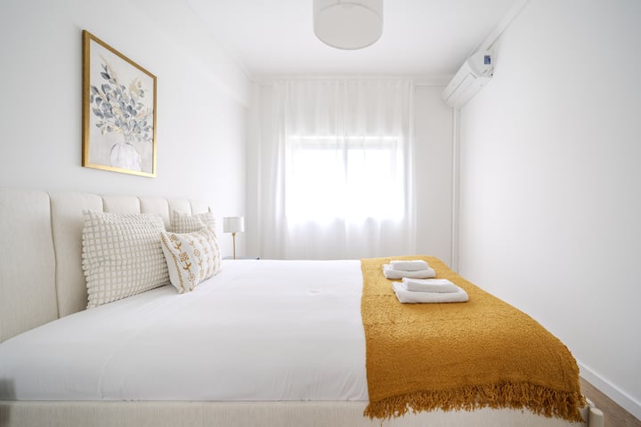 Cruz Design By House And People - Braga