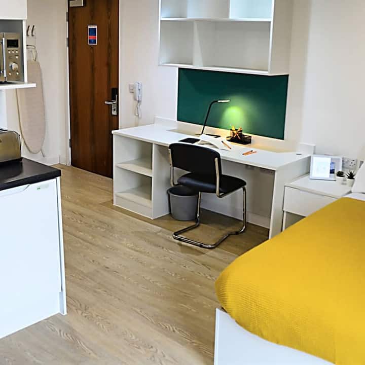 Student Living Made Easy In Southampton - Hamble-le-Rice