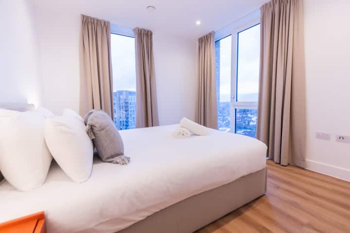 Bright 2 Bedroom Flat In Croydon - Beckenham