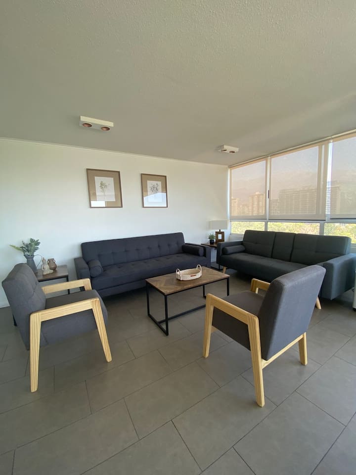 Large 3 Bedr 2 Bath Parque Arauco Mall - Santiago, Chile