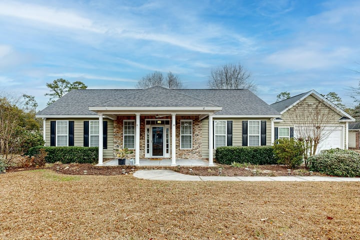 3br House With Private Backyard, W/d, Near Beaches - Pawleys Island, SC