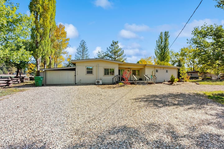 3br Home On The 9th Fairway With Large Deck, Grill - Oak Creek Canyon, AZ