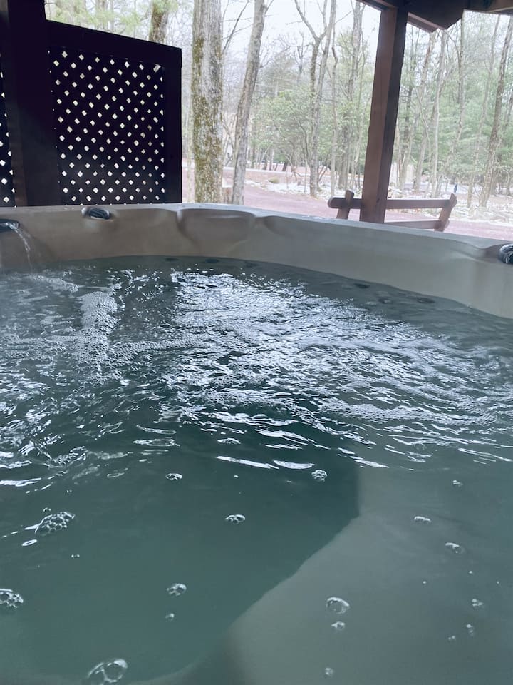 Brand New Hot Tub +4 Mins To Beach & Waterpark! - Pennsylvania