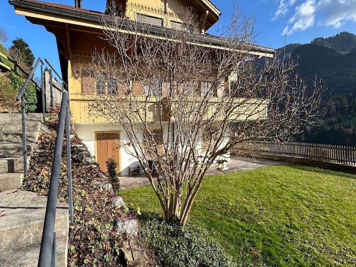 Agréable Appartement à Gstaad Avec Jardin - Rougemont