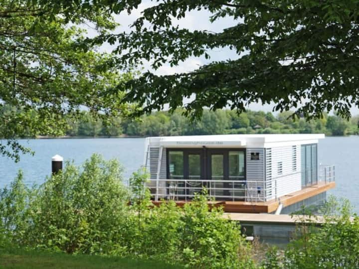 Bateau-maison Au Bord Du Lac Nord De Xantener - Rees