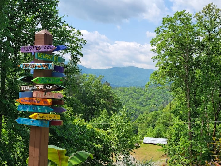 Dog Friendly W/view! Wcu, Casino, Hiking, Rafting - Cherokee, NC