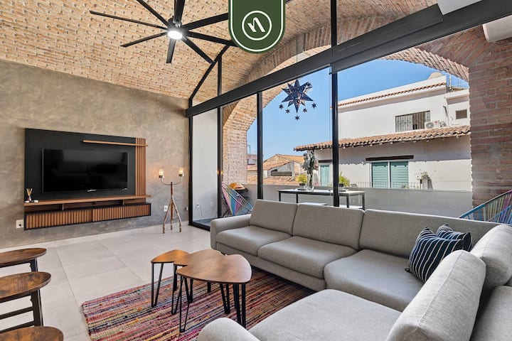 Restored Historic 2 Br Condo In Downtown - Pool - Puerto Vallarta