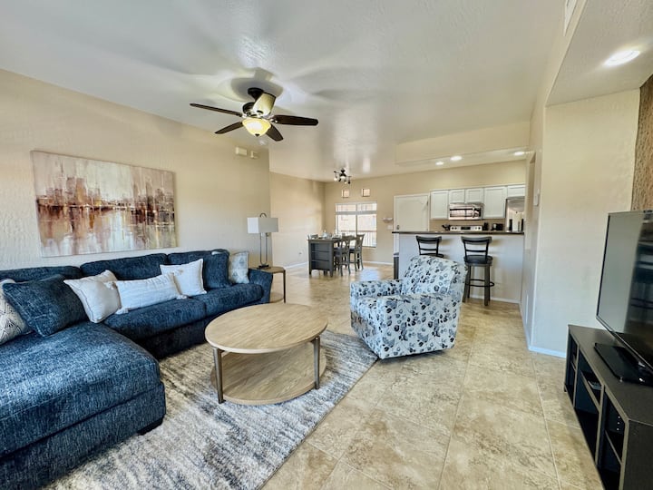 Vistoso Top Floor Luxury- Updated Condo At Vistoso! - Oro Valley, AZ