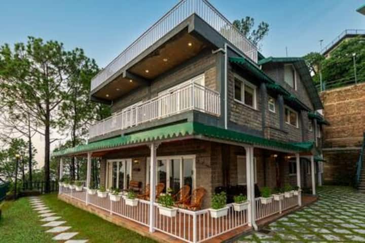 5-bhk With Balconies And Scenic Garden Views - Kasauli